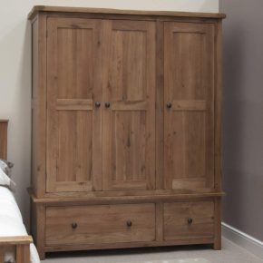 Oak Wardrobes UK | Solid Oak Wardrobes | FREE Delivery