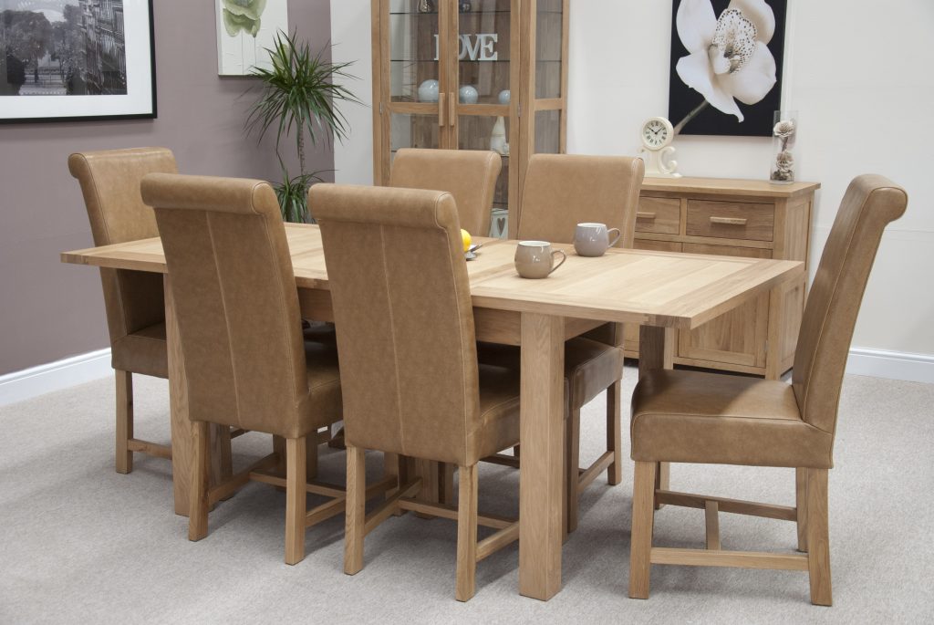 Harwell Oak Extending Dining Table - Only Oak Furniture